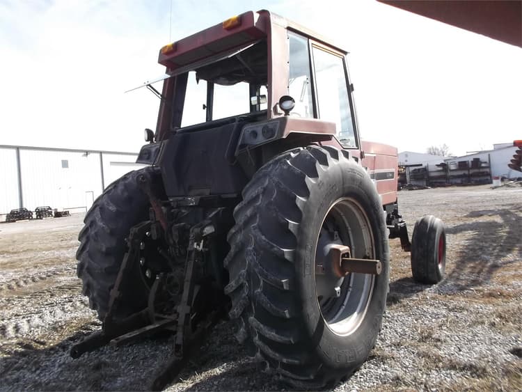 1981 International 5288 Tractors 175 to 299 HP for Sale | Tractor Zoom