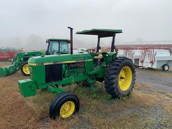 SOLD - 1981 John Deere 2940 Tractors 40 to 99 HP | Tractor Zoom