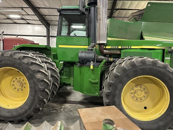 1981 John Deere 8640 Tractors 175 to 299 HP for Sale | Tractor Zoom