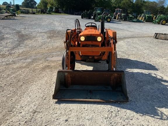 Tractor Zoom - 1981 Kubota L345