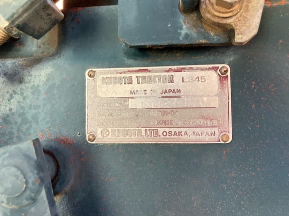 Tractor Zoom - 1981 Kubota L345