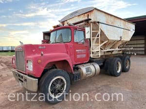 SOLD - 1981 Mack R686ST Lot No. 9008 Other Equipment with 288,410 mi | Tractor Zoom