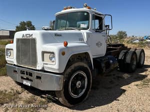 SOLD - 1981 Mack R685ST Lot No. DD3293 Other Equipment with 627,363 mi ...
