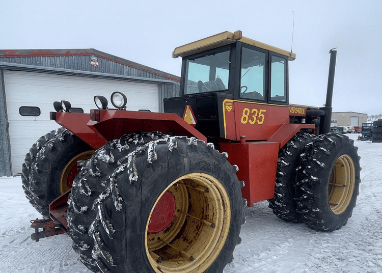 1981 Versatile 835 Tractors 175 to 299 HP for Sale | Tractor Zoom