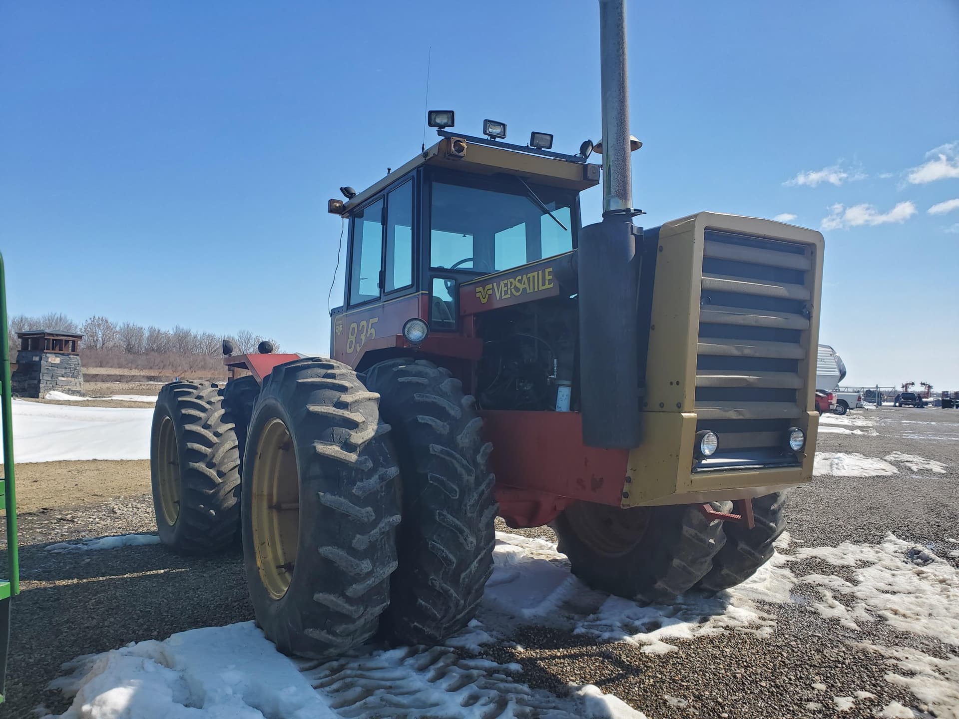 1981 Versatile 835 Tractors 175 to 299 HP for Sale | Tractor Zoom
