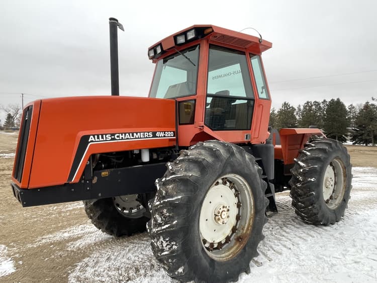 1982 Allis Chalmers 4W-220 Tractors 175 to 299 HP for Sale | Tractor Zoom