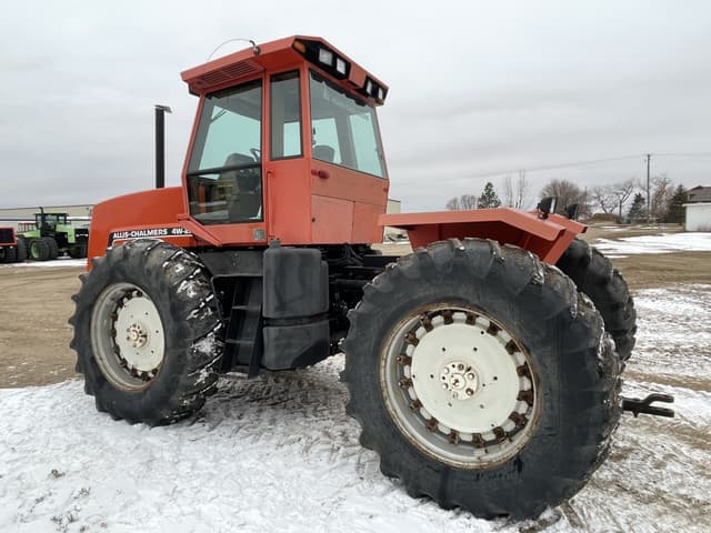 1982 Allis Chalmers 4W-220 Tractors 175 to 299 HP for Sale | Tractor Zoom
