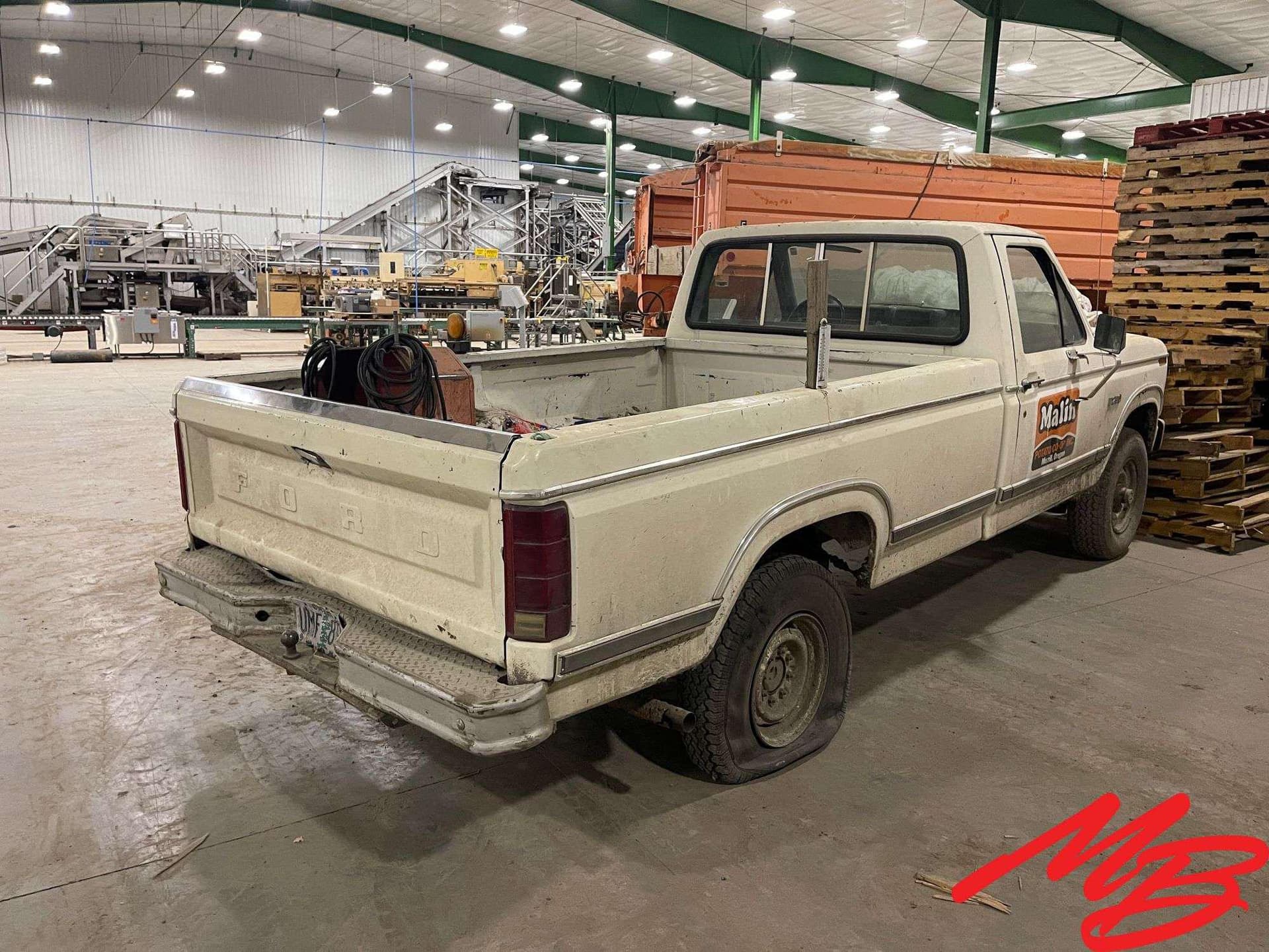 1982 Ford F-250 Other Equipment Vehicles for Sale | Tractor Zoom