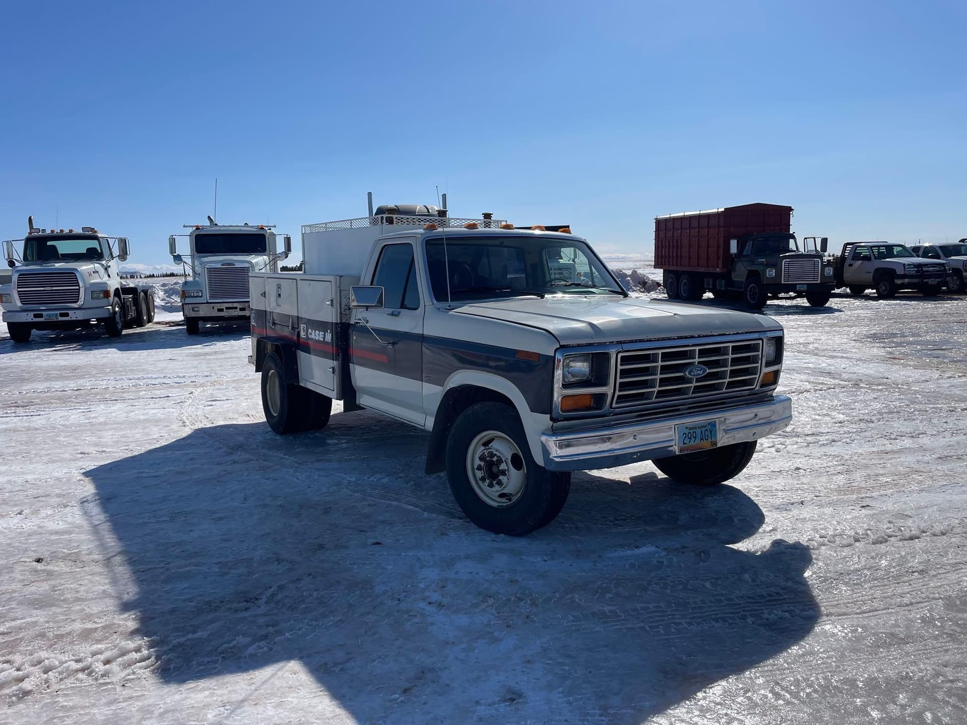 1982 Ford F-350 Other Equipment Vehicles for Sale | Tractor Zoom