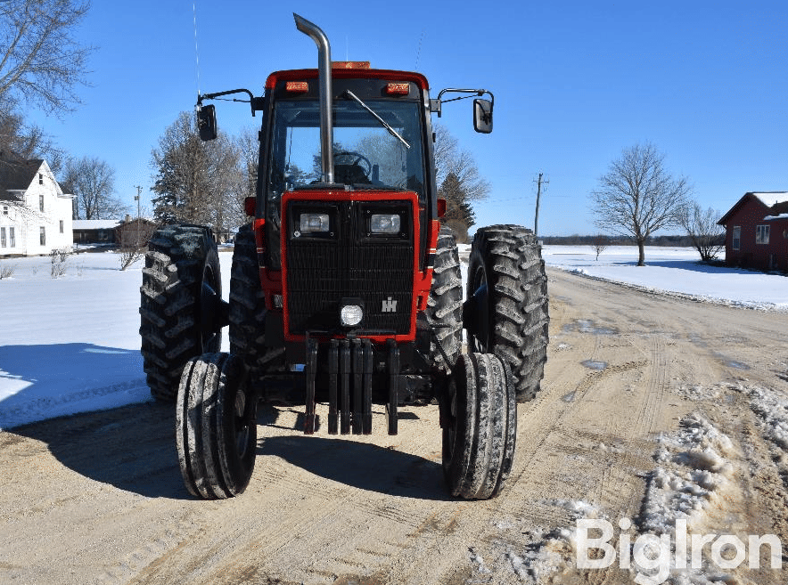 1982 International Harvester 5288 Tractors 175 to 299 HP for Sale ...
