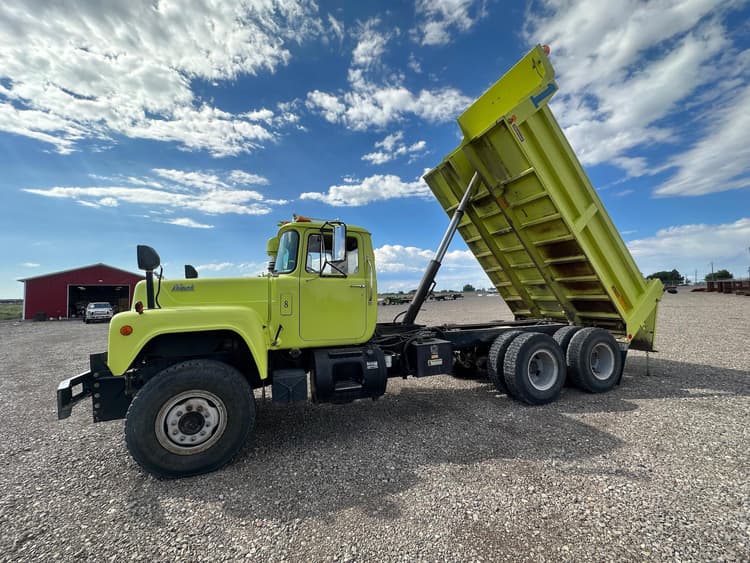 1982 Mack RD686S Other Equipment Trucks for Sale | Tractor Zoom