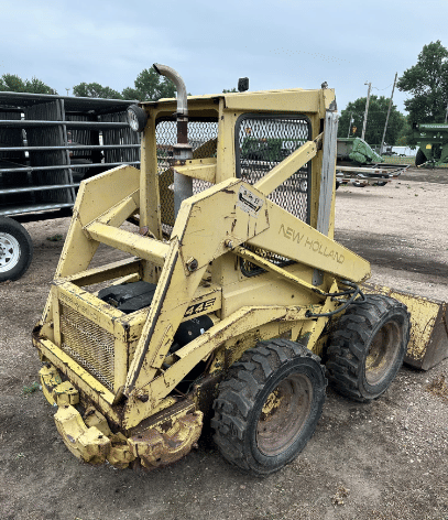 1982 New Holland L445 Construction Skid Steers for Sale | Tractor Zoom