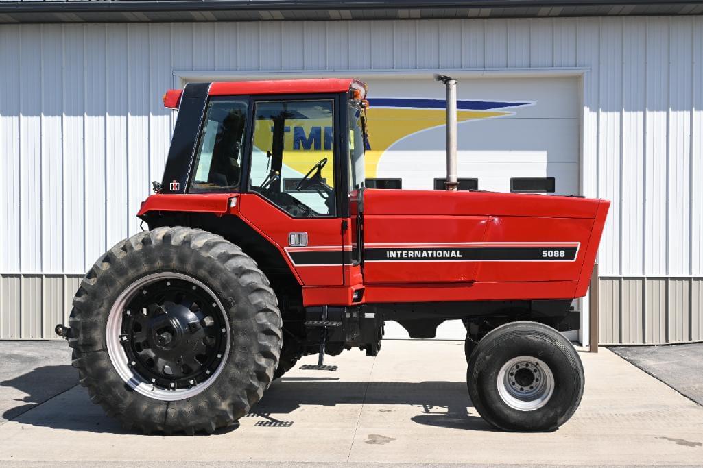 1983 International Harvester 5088 Tractors 100 to 174 HP for Sale ...