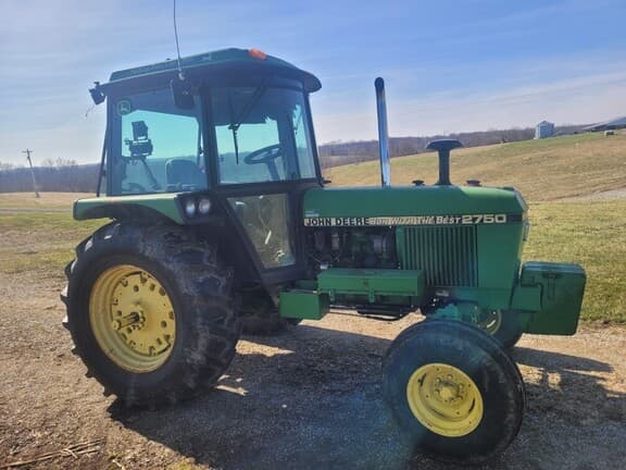 SOLD - 1983 John Deere 2750 Tractors 40 to 99 HP | Tractor Zoom