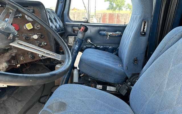 1984 Autocar AT64F Other Equipment Trucks for Sale | Tractor Zoom