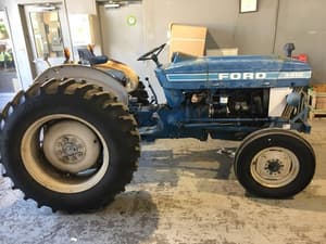 SOLD - 1984 Ford 3910 Tractors with 4,500 Hrs | Tractor Zoom