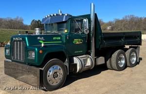 SOLD - 1984 Mack R686ST Lot No. KU9939 Other Equipment with 523,279 mi | Tractor Zoom
