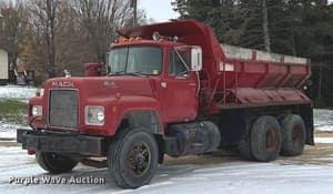 SOLD - 1984 Mack R686ST Lot No. MQ9528 Other Equipment with 499,525 mi ...