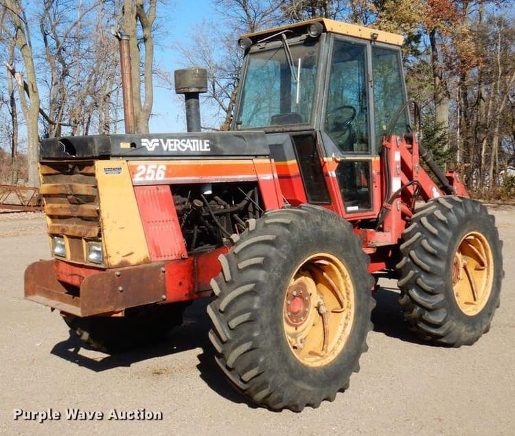 SOLD - 1984 Versatile 256 Tractors 100 to 174 HP | Tractor Zoom