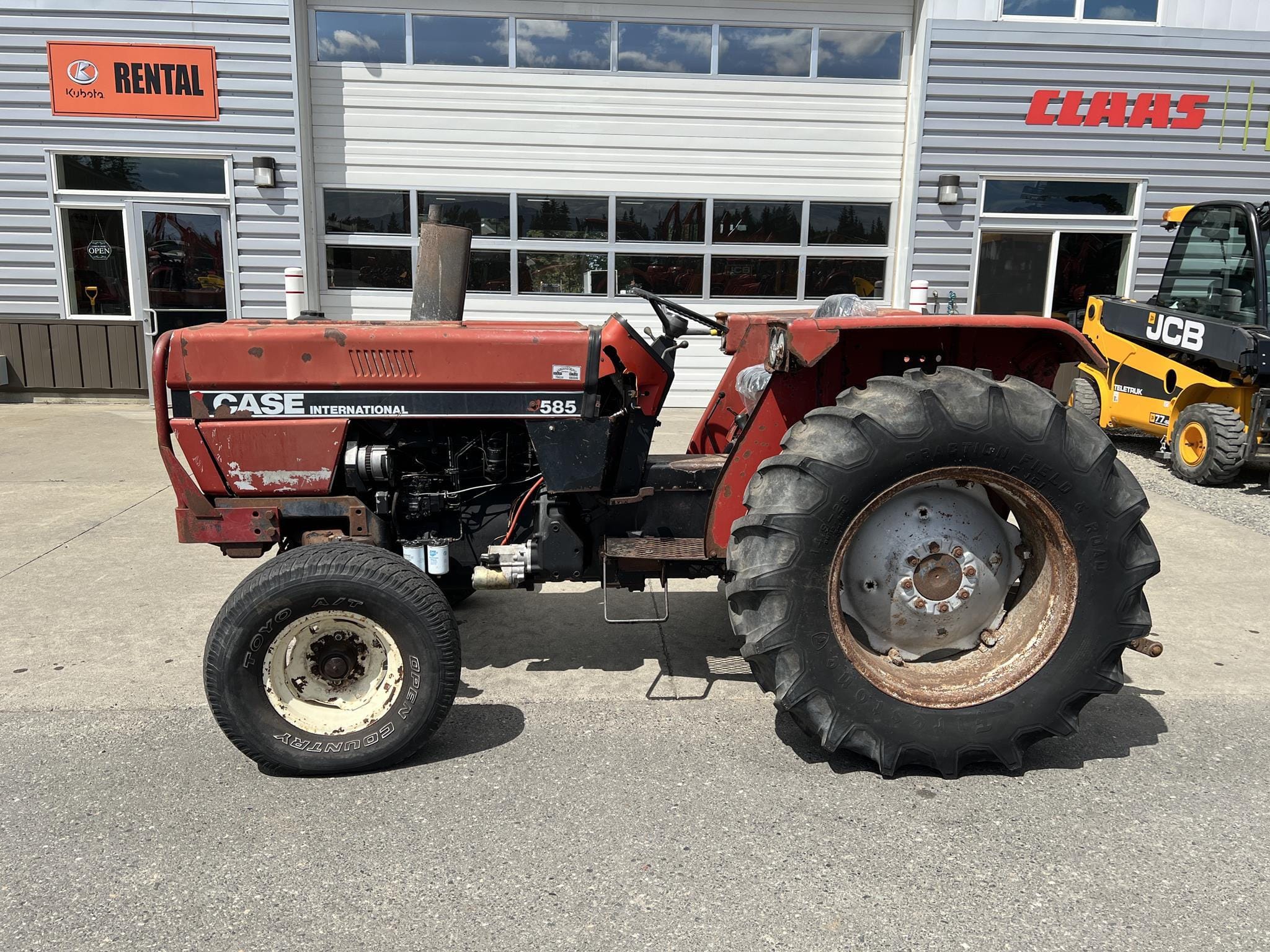 SOLD - 1985 Case IH 585 Stock No. 79020 Tractors with 3,127 Hrs ...
