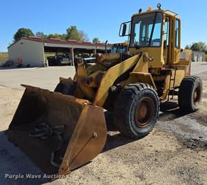 1985 Caterpillar 936 Lot No. EE8657 Construction For Sale with --- Hrs ...
