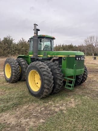 SOLD - 1985 John Deere 8650 Tractors 175 to 299 HP | Tractor Zoom
