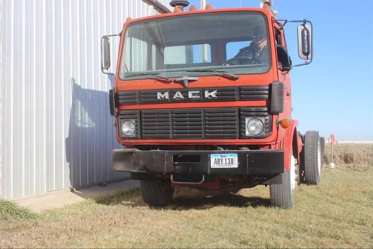 1985 Mack Midliner MS300 Other Equipment Trucks for Sale | Tractor Zoom