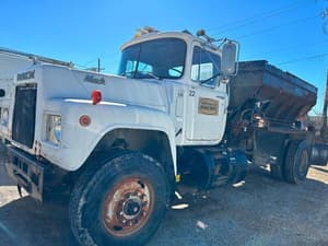 SOLD - 1985 Mack R685ST Lot No. 3402 Other Equipment with 28,275 mi ...