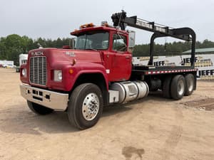 SOLD - 1985 Mack R686ST Lot No. 207486 Other Equipment with 348,035 mi ...