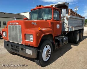 1985 Mack R686ST Other Equipment For Sale with 444,725 mi | Tractor Zoom