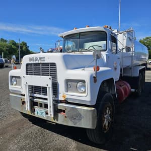 SOLD - 1985 Mack R688ST Lot No. 357962 Other Equipment with 7,079 mi | Tractor Zoom