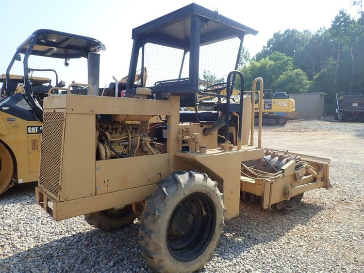 1986 Caterpillar CP-323 Construction Compactors for Sale | Tractor Zoom