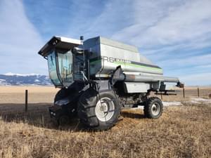 SOLD - 1986 Gleaner R6 Combine, Hr. meter: 3,805 Combines with 3,805 ...