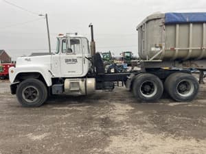 SOLD - 1986 Mack R685ST Lot No. 374 Other Equipment with 366,270 mi ...
