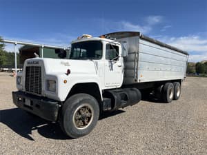 SOLD - 1986 Mack R686ST Lot No. 1269 Other Equipment with 532,944 mi | Tractor Zoom
