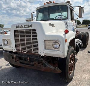 SOLD - 1986 Mack R686ST semi truck Other Equipment with 83,910 mi | Tractor Zoom