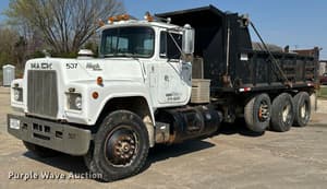 SOLD - 1986 Mack R688ST Lot No. OJ9686 Other Equipment with 231,757 mi | Tractor Zoom