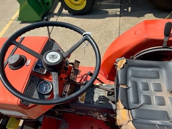 1986 Massey Ferguson 1010 Tractors Less than 40 HP for Sale | Tractor Zoom