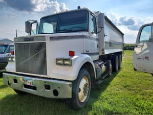 SOLD - 1986 White WIA64T Other Equipment with 675,600 mi | Tractor Zoom