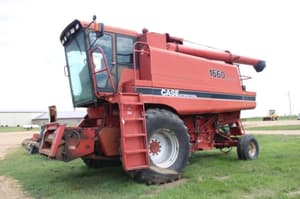SOLD - 1987 CIH 1660 Combine #026367 Combines with 4,152 Hrs | Tractor Zoom