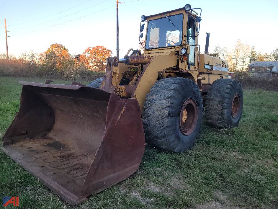 SOLD - 1988 Dresser 540 Construction with 2,690 Hrs | Tractor Zoom