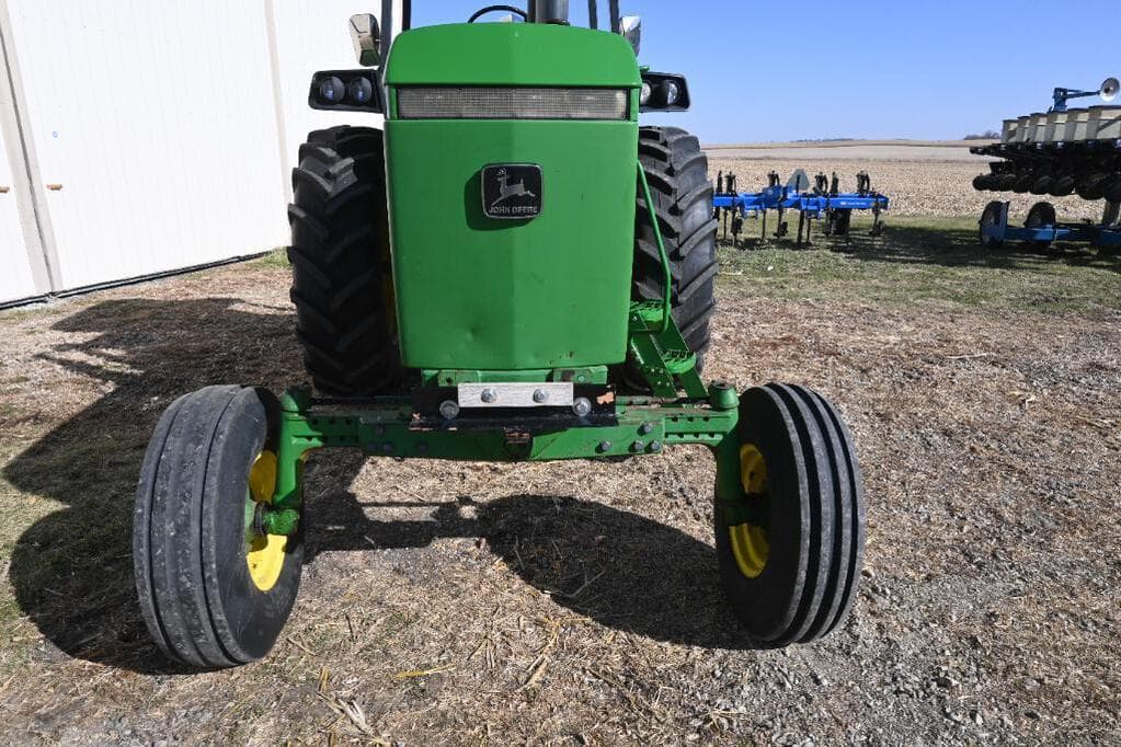 1988 John Deere 4050 Tractors 100 to 174 HP for Sale | Tractor Zoom