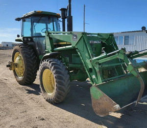 SOLD - 1989 John Deere 4555 Tractors with 172 HP | Tractor Zoom