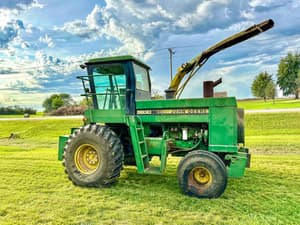 SOLD - 1989 John Deere 5830 Lot No. 2 Harvesting with 1,015 Hrs ...