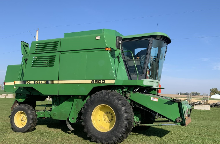 SOLD - 1989 John Deere 9500 Combines Class 5 | Tractor Zoom