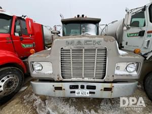 1989 Mack R688ST Lot No. 190 Other Equipment For Sale with --- mi ...