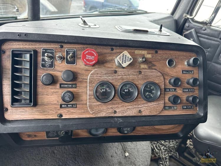 1989 White WIA Other Equipment Trucks for Sale | Tractor Zoom