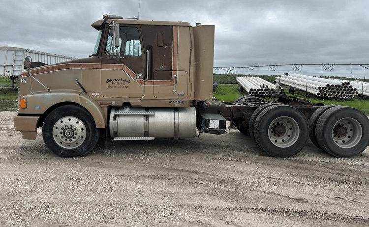 1989 White GMC WIA42 Other Equipment Trucks for Sale | Tractor Zoom
