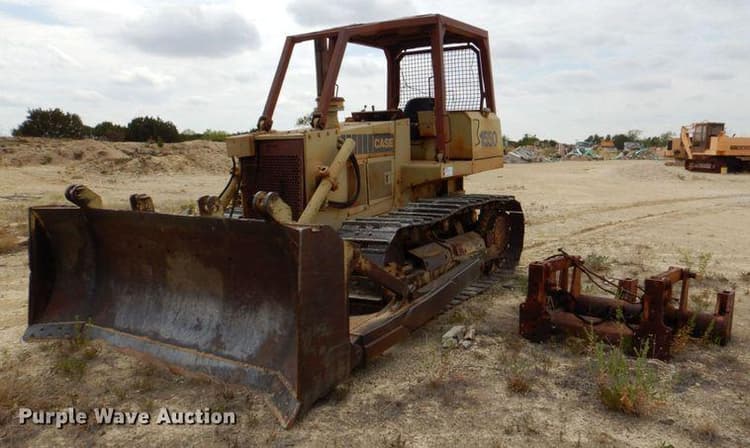 SOLD - 1990 Case 1550 Construction Dozers | Tractor Zoom