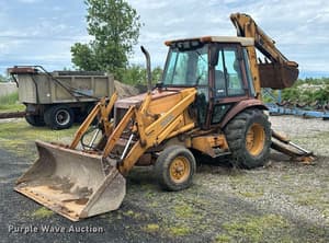 SOLD - 1990 Case 580K Lot No. DX0605 Construction with 3,200 Hrs | Tractor Zoom